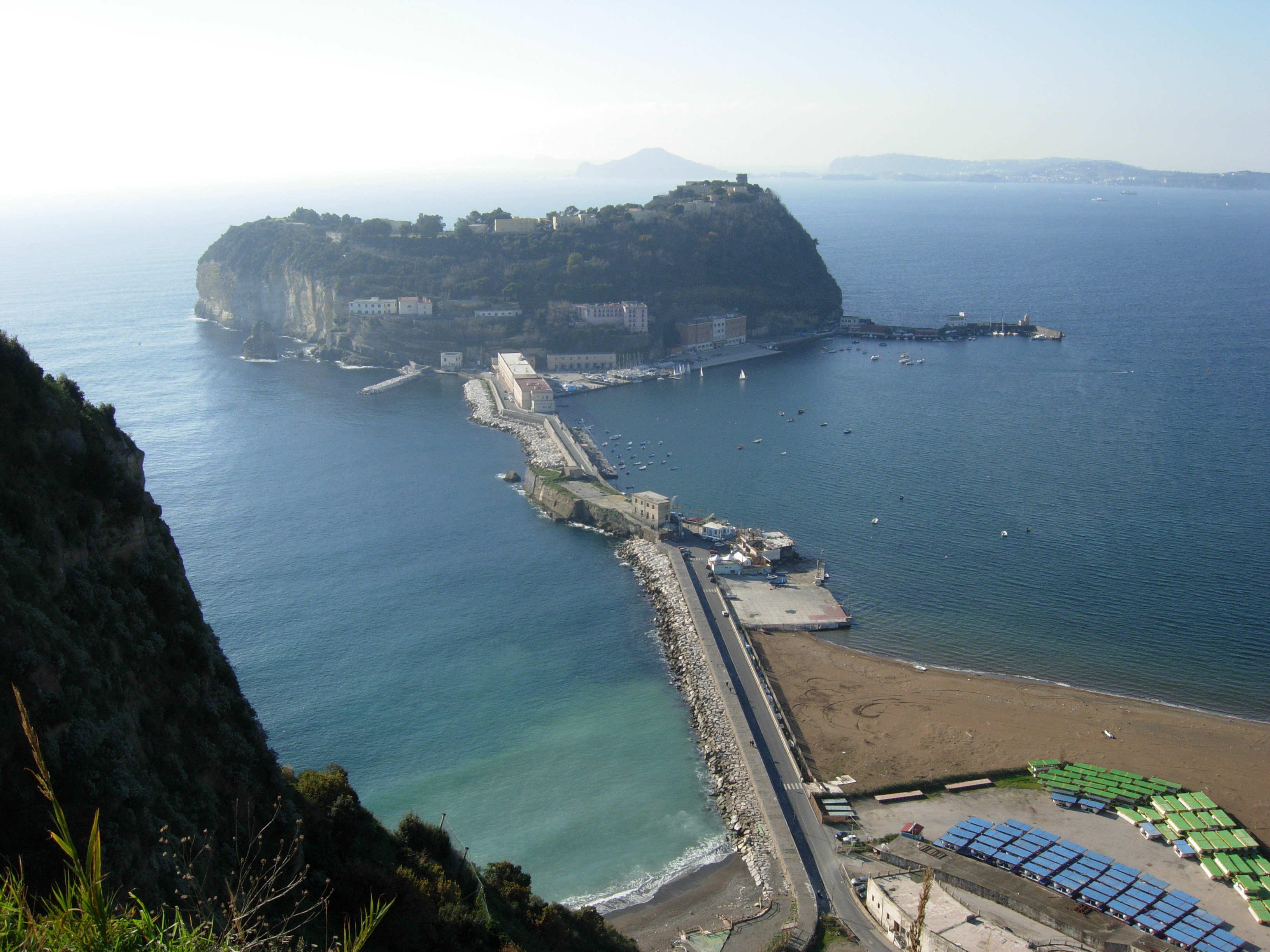 Nisida (via,sbarcatoio) - Associazione Napoli nel Mondo | Napoli Around ...